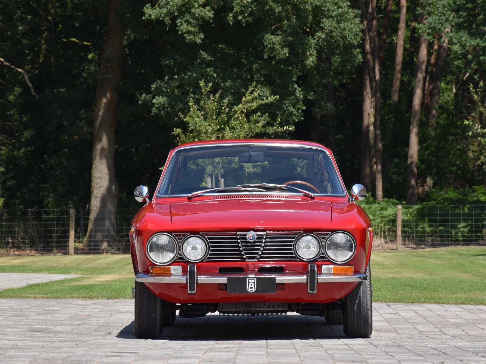 1971 Alfa Romeo 2000 GTV - Turn8 Cars