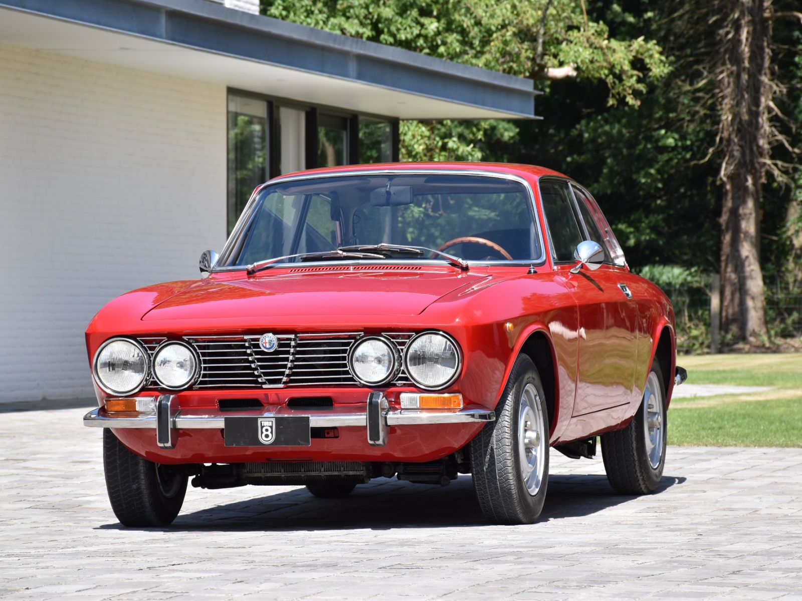 1971 Alfa Romeo 2000 GTV - Turn8 Cars