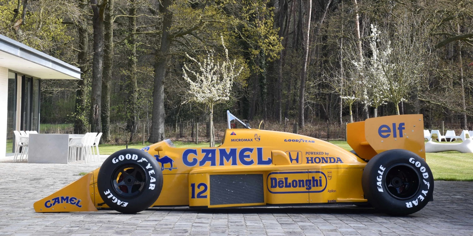 1987 Lotus 99T showcar - Turn8 Cars